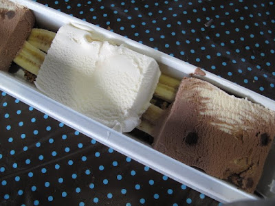 Pig's Trough For A Crowd - Purple Chocolat Home