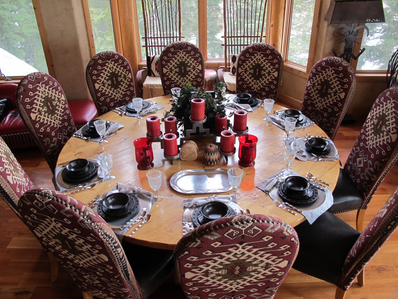 Hidden Pony Lodge Tablescape - Purple Chocolat Home