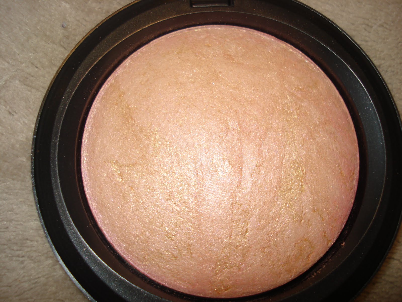 RJMakeUp: HIDDEN TREASURE: MAC Colour Craft Collection