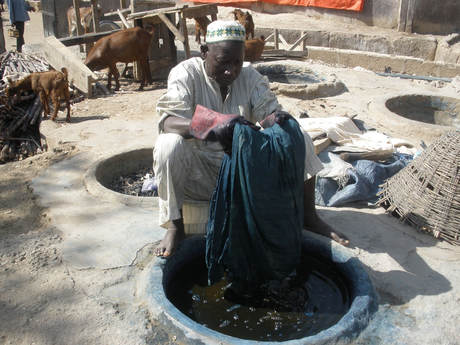 3 Months in Africa: Indigo Dye Pits