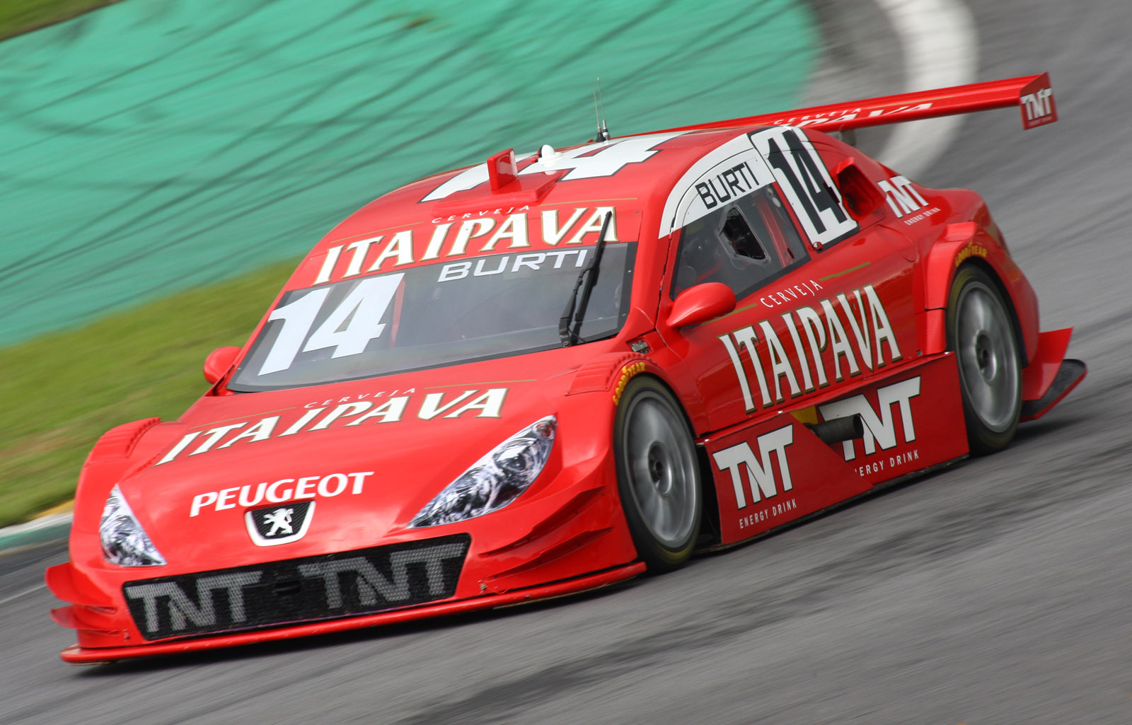 JORNAL DO AUTÓDROMO: Burti espera equilíbrio e temporada competitiva