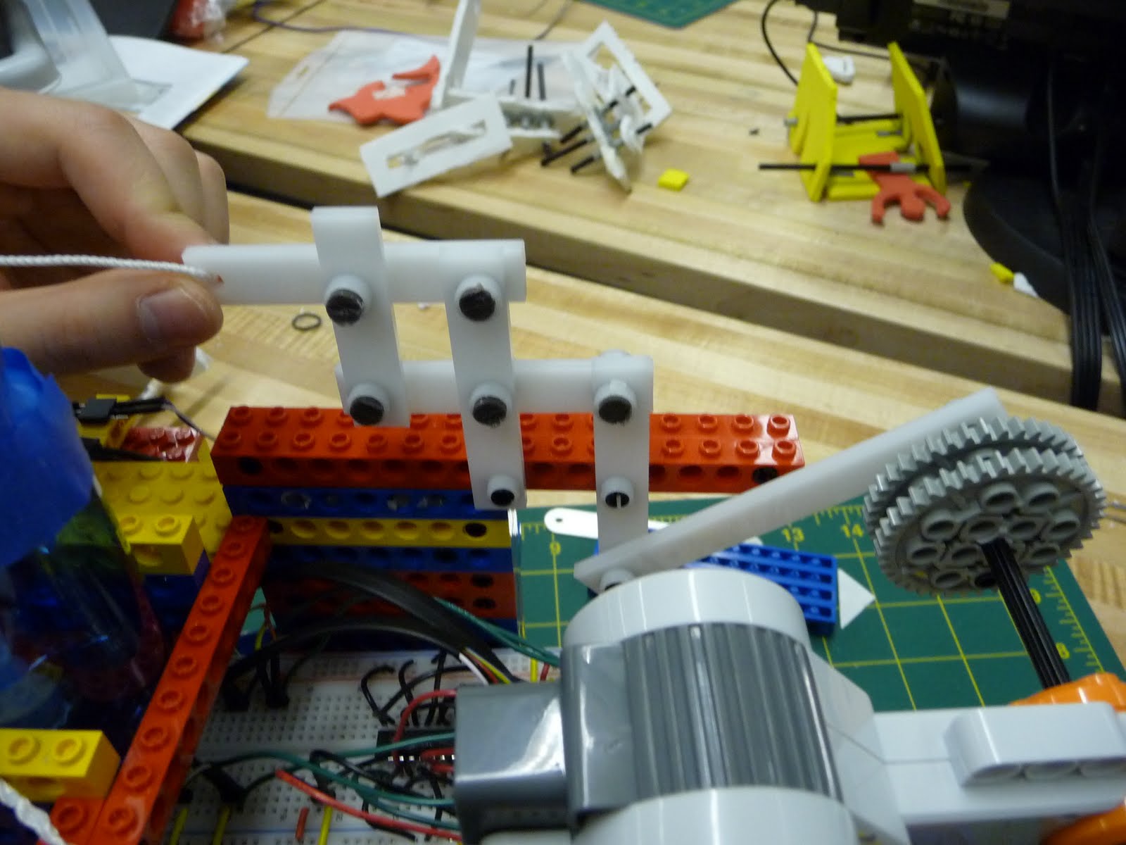 design blog: Fire Fighting Robot- Part 3 Spritzer Idea