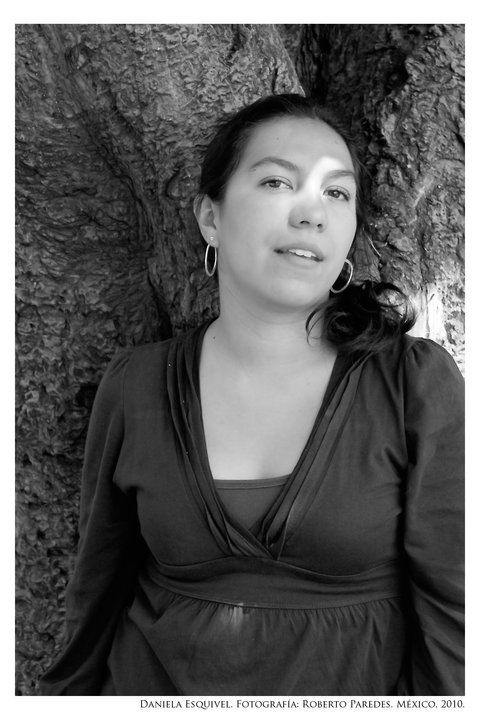 Block de Notas: Daniela Esquivel, combina símbolos que de lo cotidiano ...