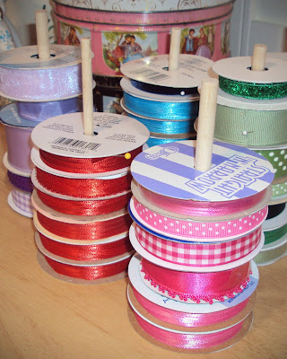 Life and Art with Glamma Fabulous: How to Make Ribbon Storage Posts