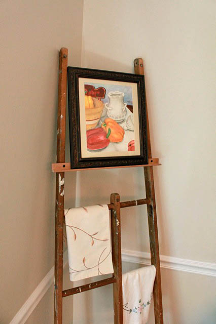 Sliding Down The Stairs: sunday inspiration - creative photo displays.