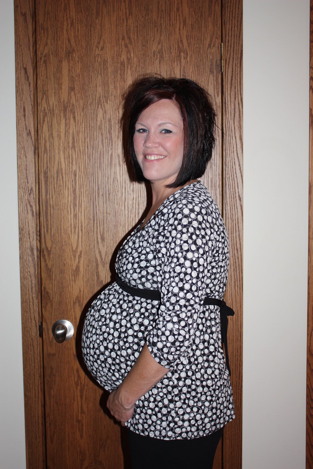 The Hogue Family: 35 and 36 week pictures!