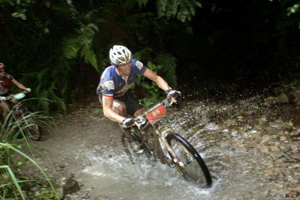 ROADWORKS Reparto Corse oli@oli.co.nz: Flying the Colours!