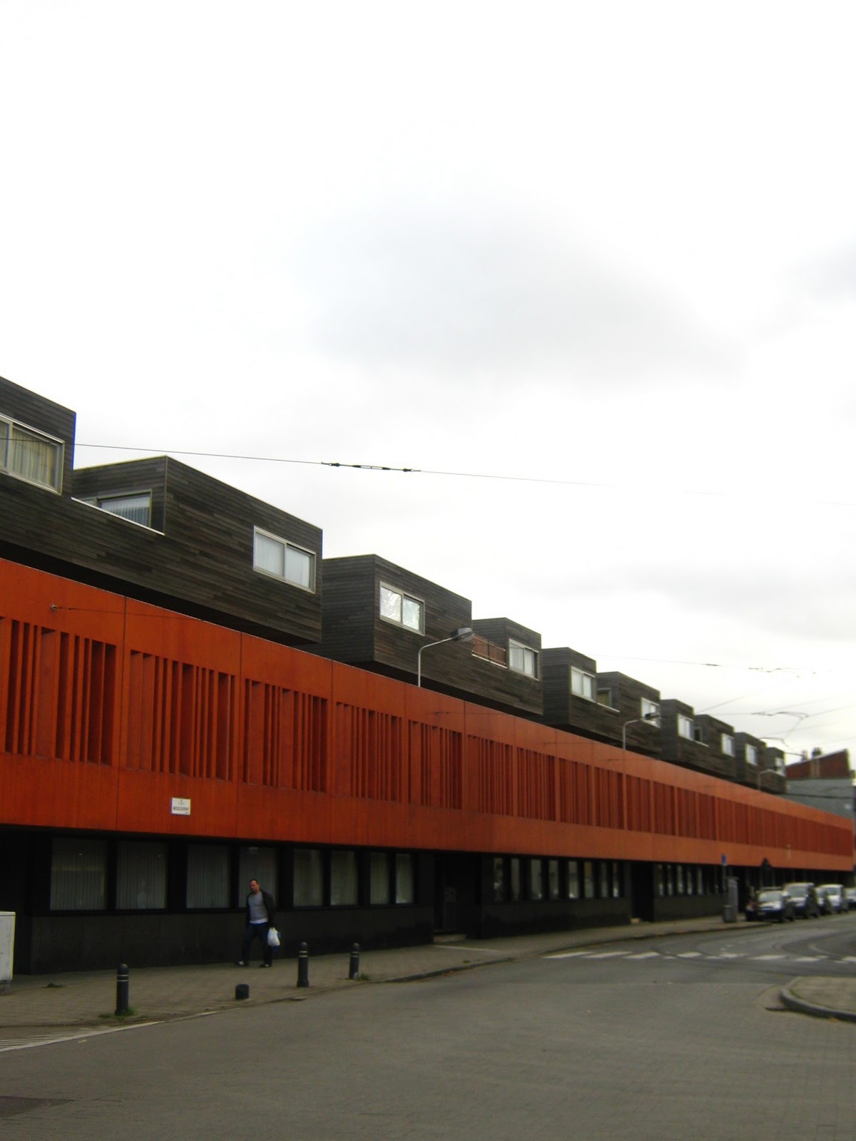 por aqui: 50º49'48.90"N 4º22'29.73"E: Social housing 'Hollainhof' Gent