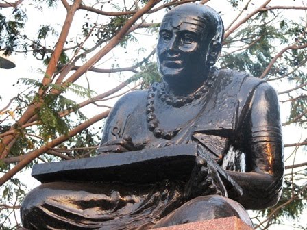 పర్ణశాల: నన్నయ ఆదికవేనా?