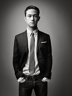 gordonlevitt090629_1_250.jpg