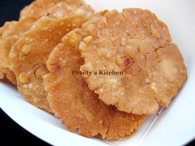 Preety's Kitchen: Rice Crackers