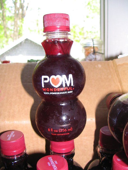 Healthy Loser Gal: Thanks AquaHydrate, POM, & Olivia's Organics... Mm ...