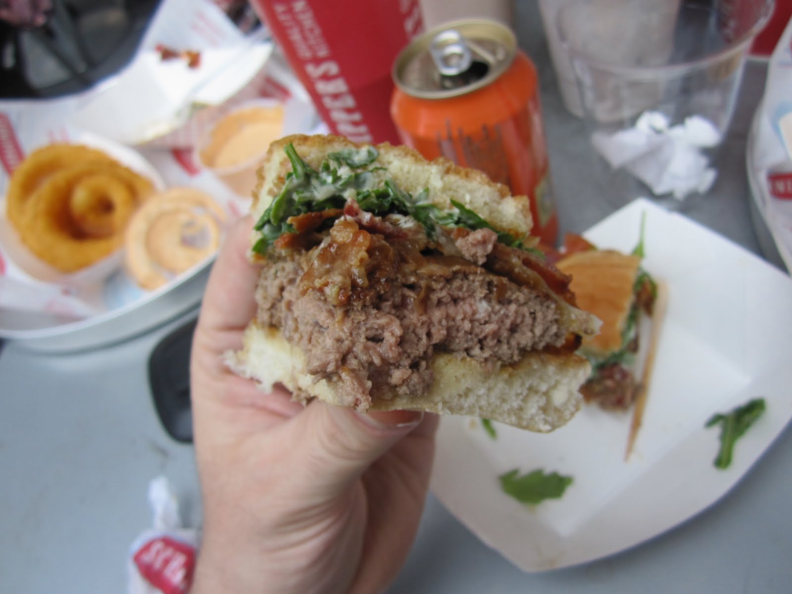 Schnipper’s Quality Kitchen – New Kids On The Itis | Burger Conquest