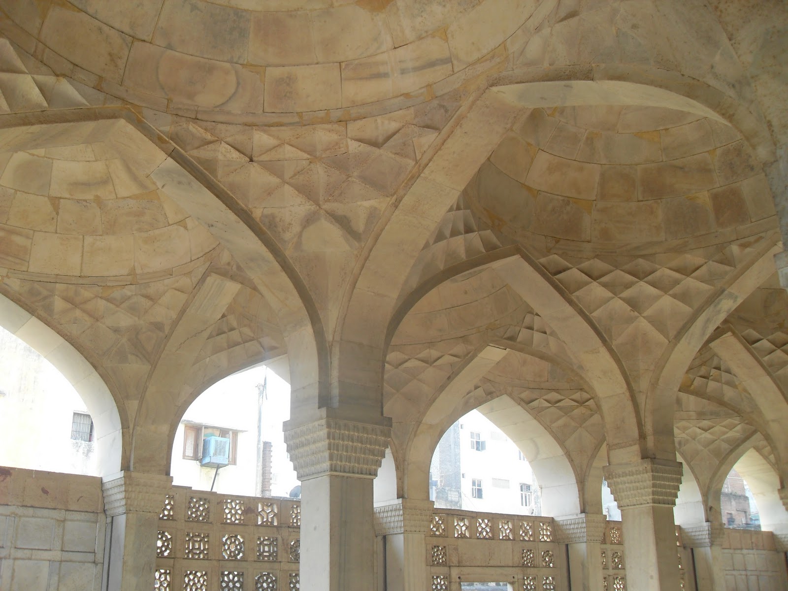 Heritage Walk: walk within the nizamuddin basti