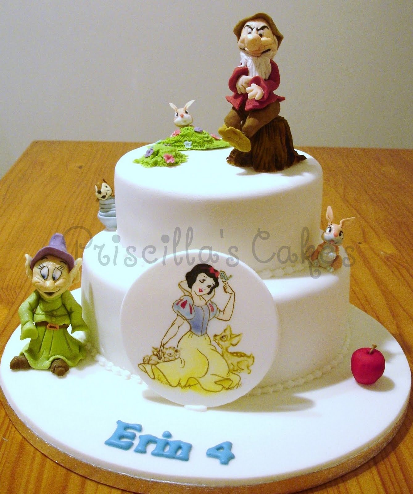 Priscilla's Cottage: Snow White Cake