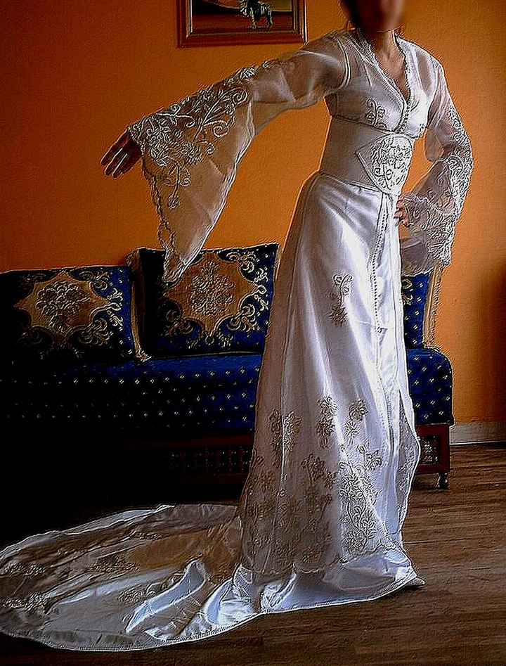 Caftan Mania: wedding caftans & takschitas