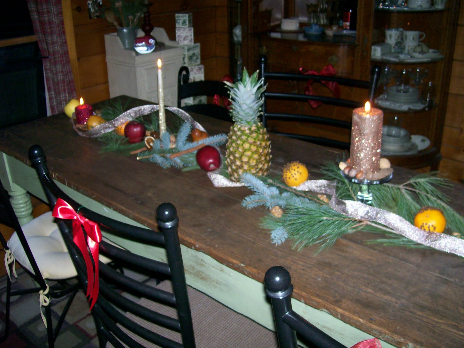 Indian Trail Pottery: Colonial Christmas Tablescape
