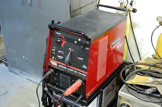 Motorsport Studio: Lincoln Square Wave TIG 175 PRO