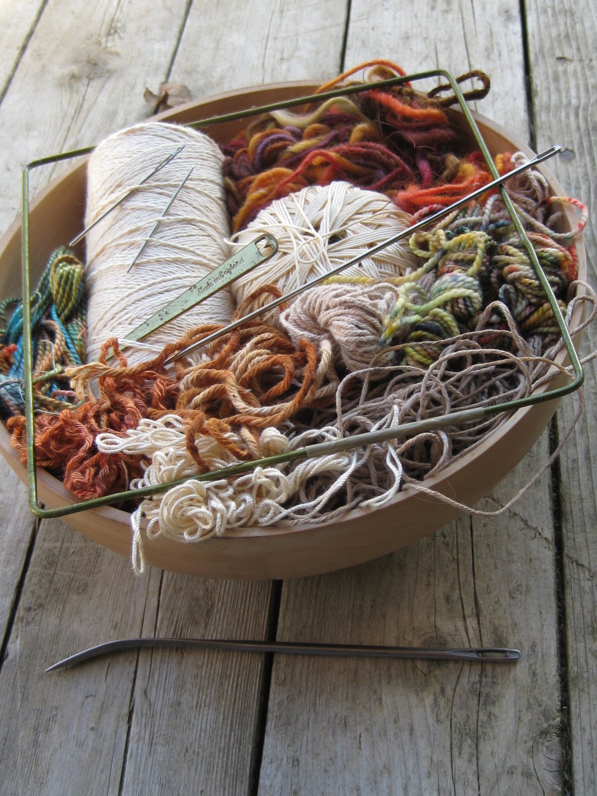 Tanglewood Threads: Needle Weaving on a Frame