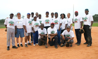 Taste Of Grand Bahama: Softball legends kick up a ‘lil dust’ in classic ...
