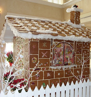 Taste Of Grand Bahama: Our Lucaya builds largest gingerbread house on ...