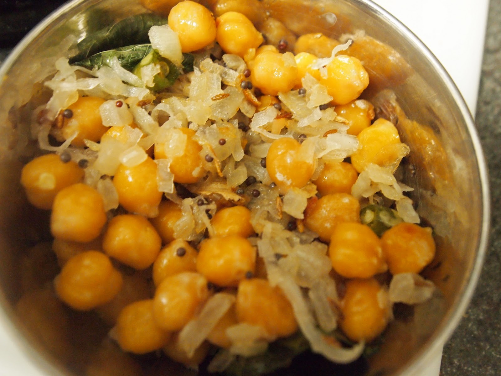 Daily Samayal Recipes: Konda kadalai Sundal