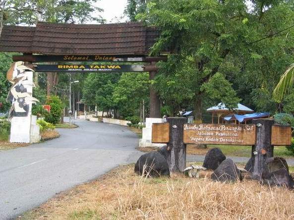 Nafru Homestay: RIMBA TAQWA PERKELAHAN KELUARGA DI SIK