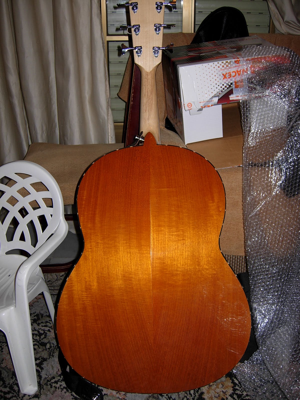 GUITARRONES: GUITARRONES PROFESIONALES