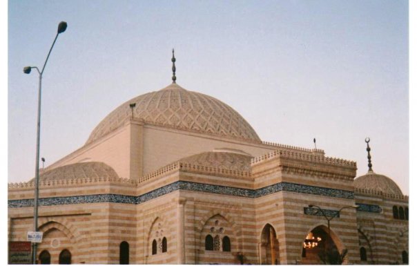 From Egypt With Love: Al-Hosary Mosque - 6th October City