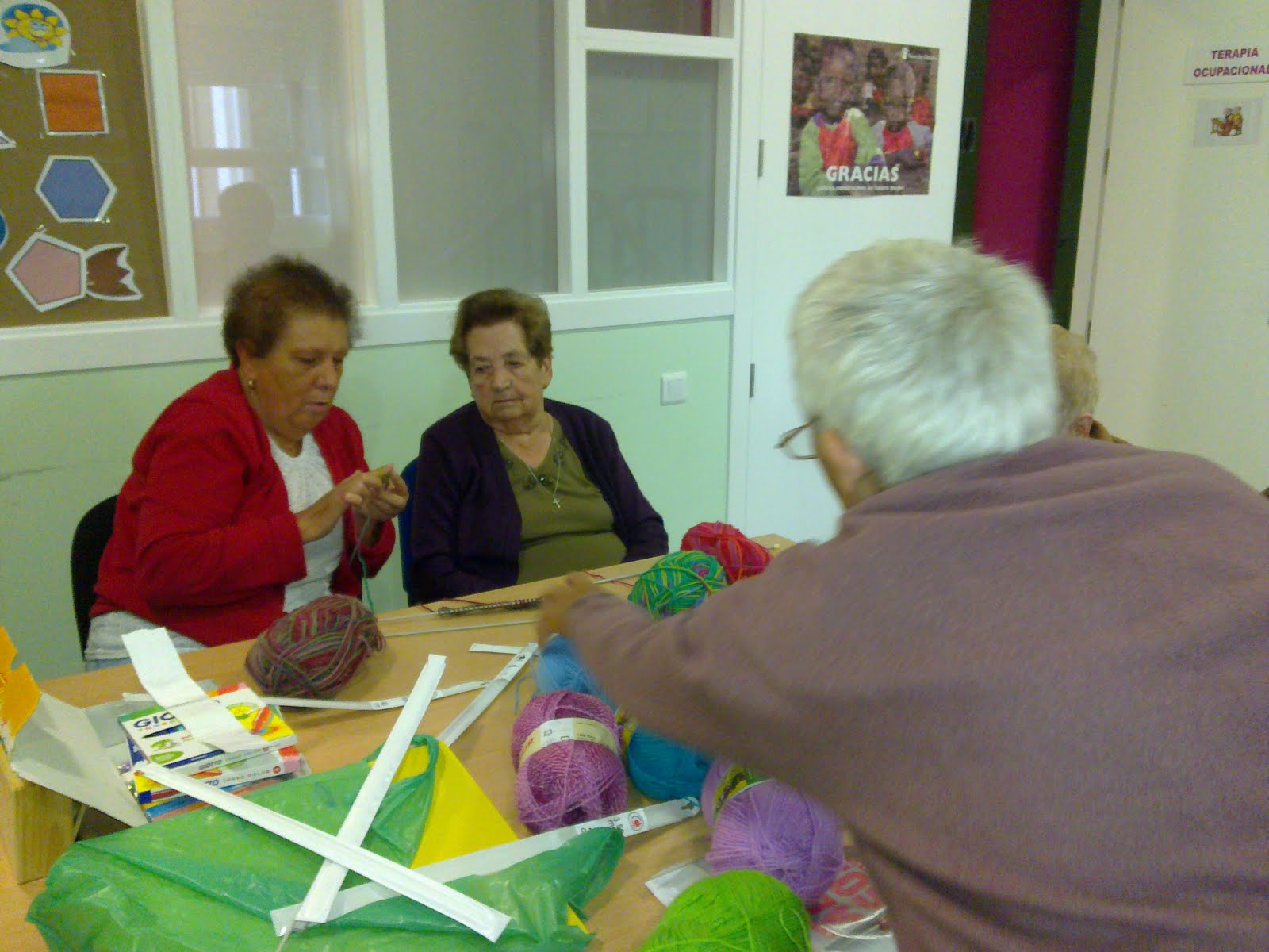 Asociacion FEMAR: ACTIVIDADES CON NUESTROS MAYORES EN LA RESIDENCIA