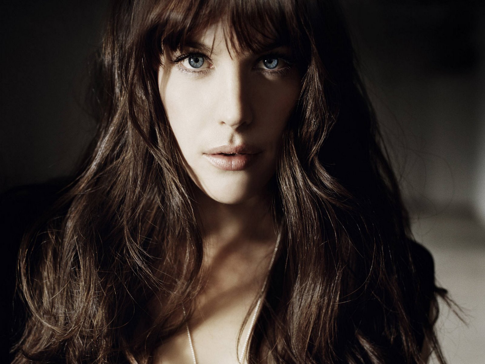 Liv Tyler Hot Wallpapers Free Download Bikinisexyphotoshoot Girls Wallpapers Movie Dvd