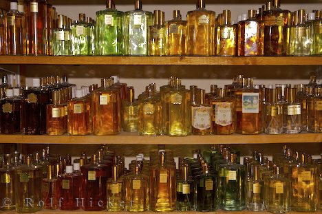 The Vintage Perfume Vault: What to do with all that old perfume?