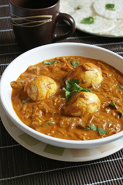 Shab's Cuisine: Mutta Roast/ Egg Roast (A simple Kerala Style Egg Curry)