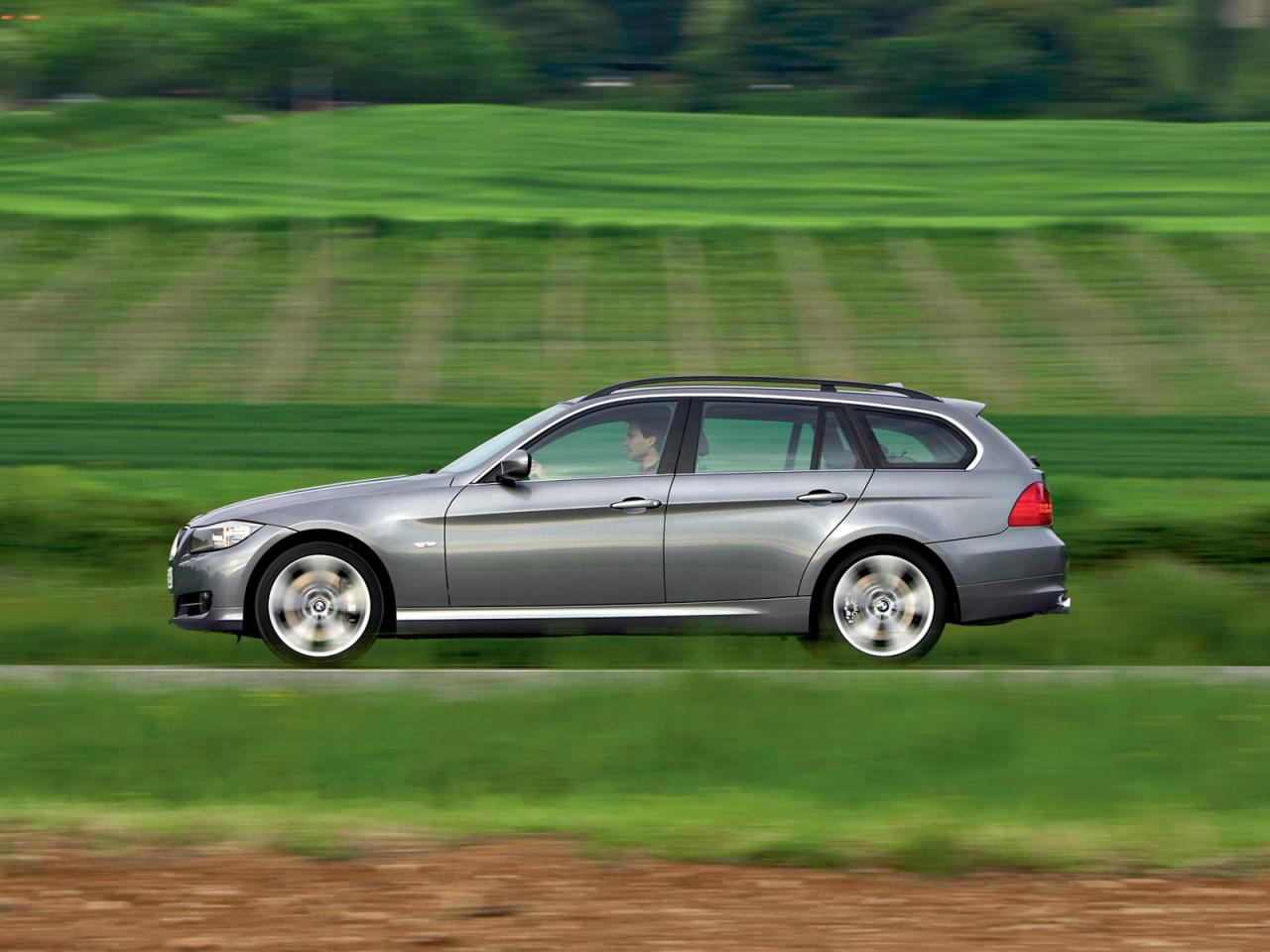 BMW CAR WALLPAPERS: BMW_3 Series_335d_Touring Wallpapers