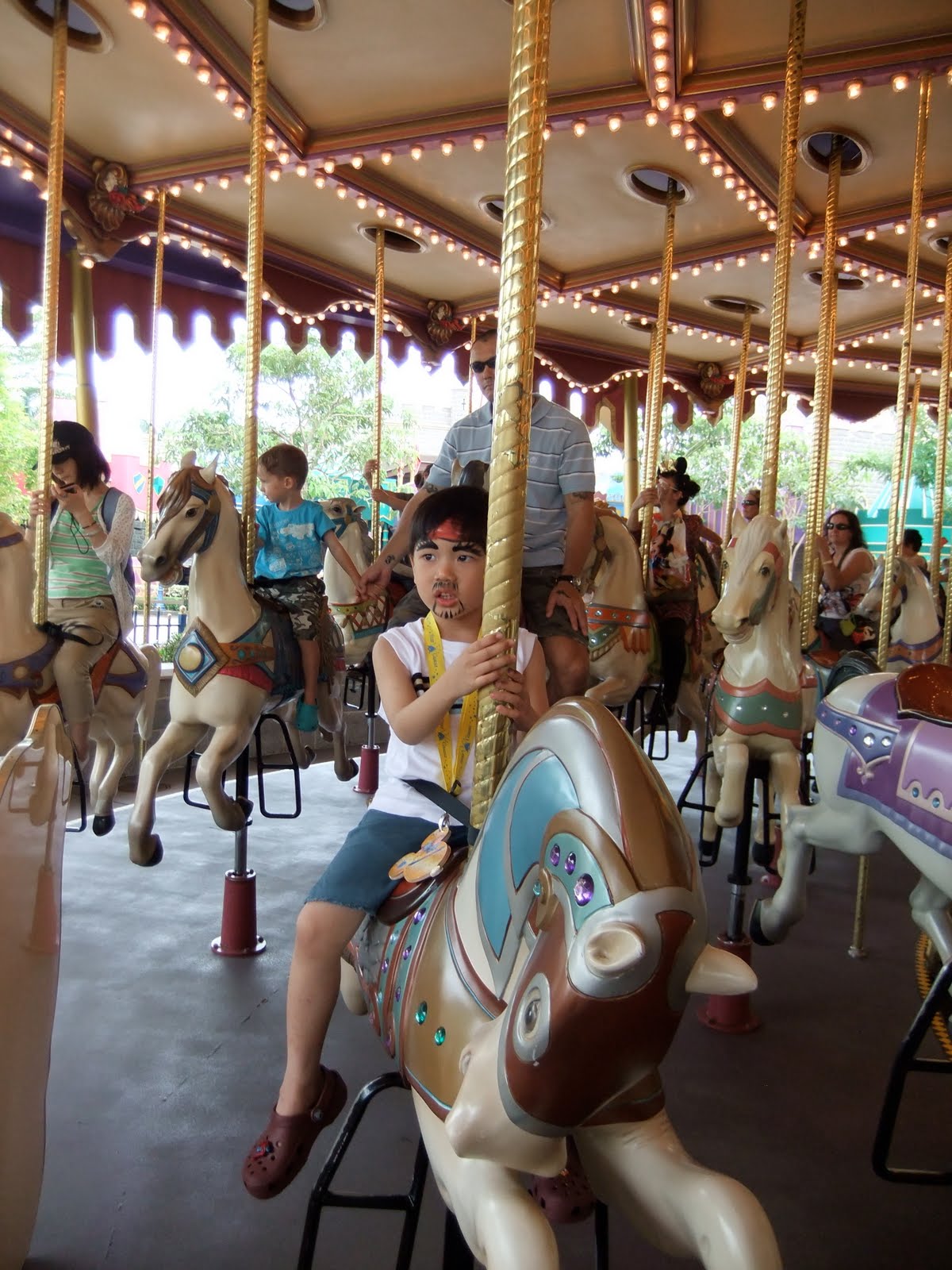 Hong Kong Disneyland Guide & Review: Cinderella Carousel