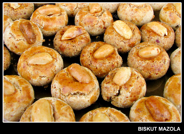 Kuih Raya Pilihan ApOgEE: Kuih Raya: Biskut Mazola ( PILIHAN RAMAI )