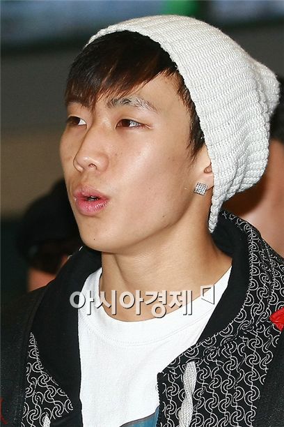 KPOP Latest News: Park Jae-beom officially signs with SidusHQ