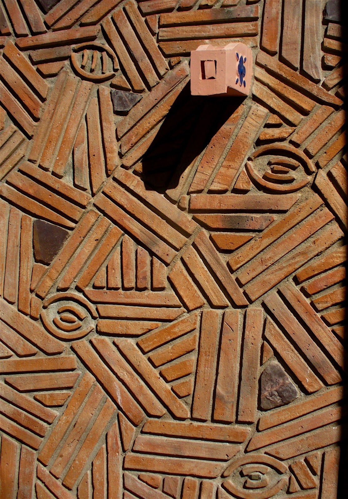 Alt. Build Blog: Decorative Brickwork In Mexico