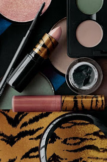 MacKarrie Beauty Style Blog: MAC Icon Raquel Welch LE