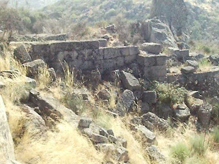 NOVA ÁGUIA: REVISTA DE CULTURA PARA O SÉCULO XXI: Colmeal - A História ...