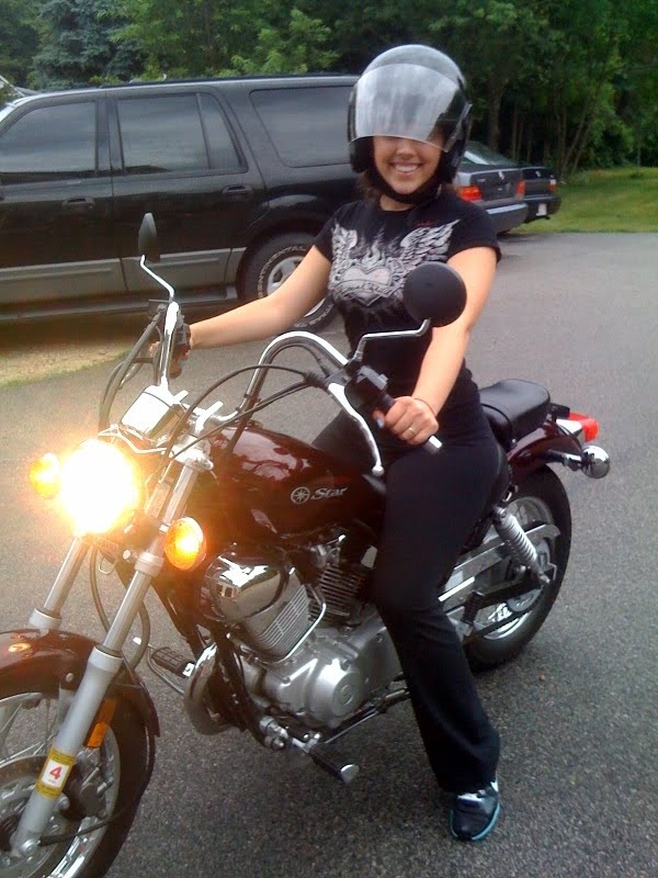 MiSSGLAMOURGiiRL: Motorcycle Mama