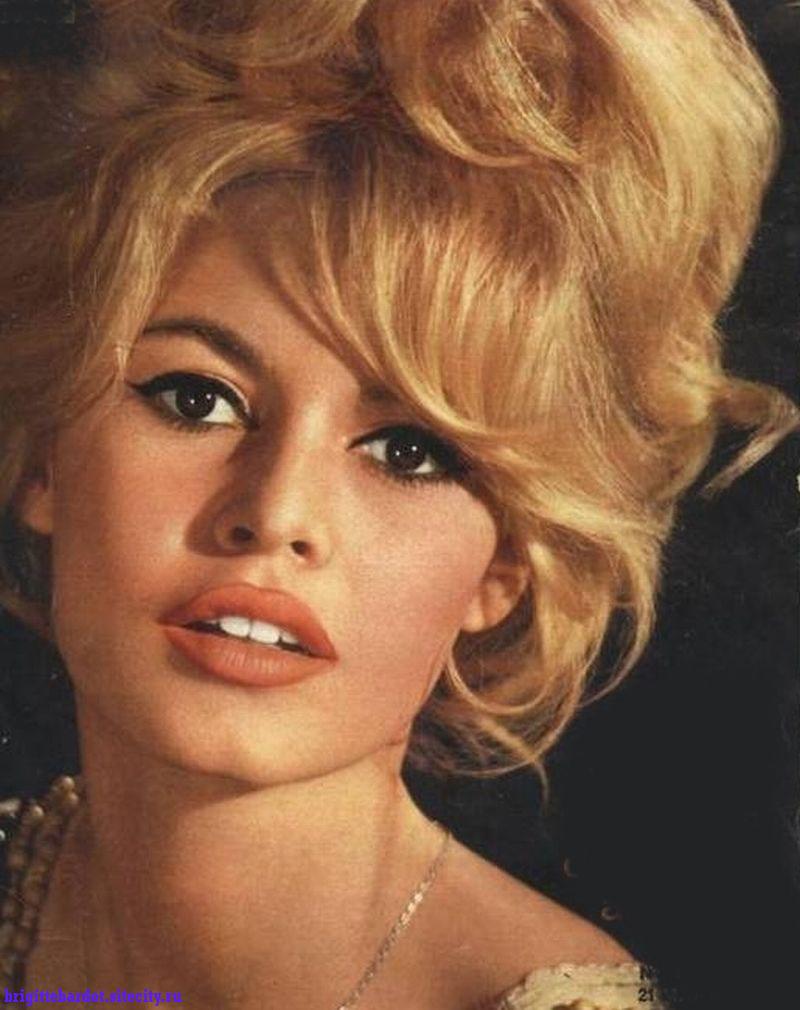 Kiss and Makeup: Style Icons: Brigitte Bardot