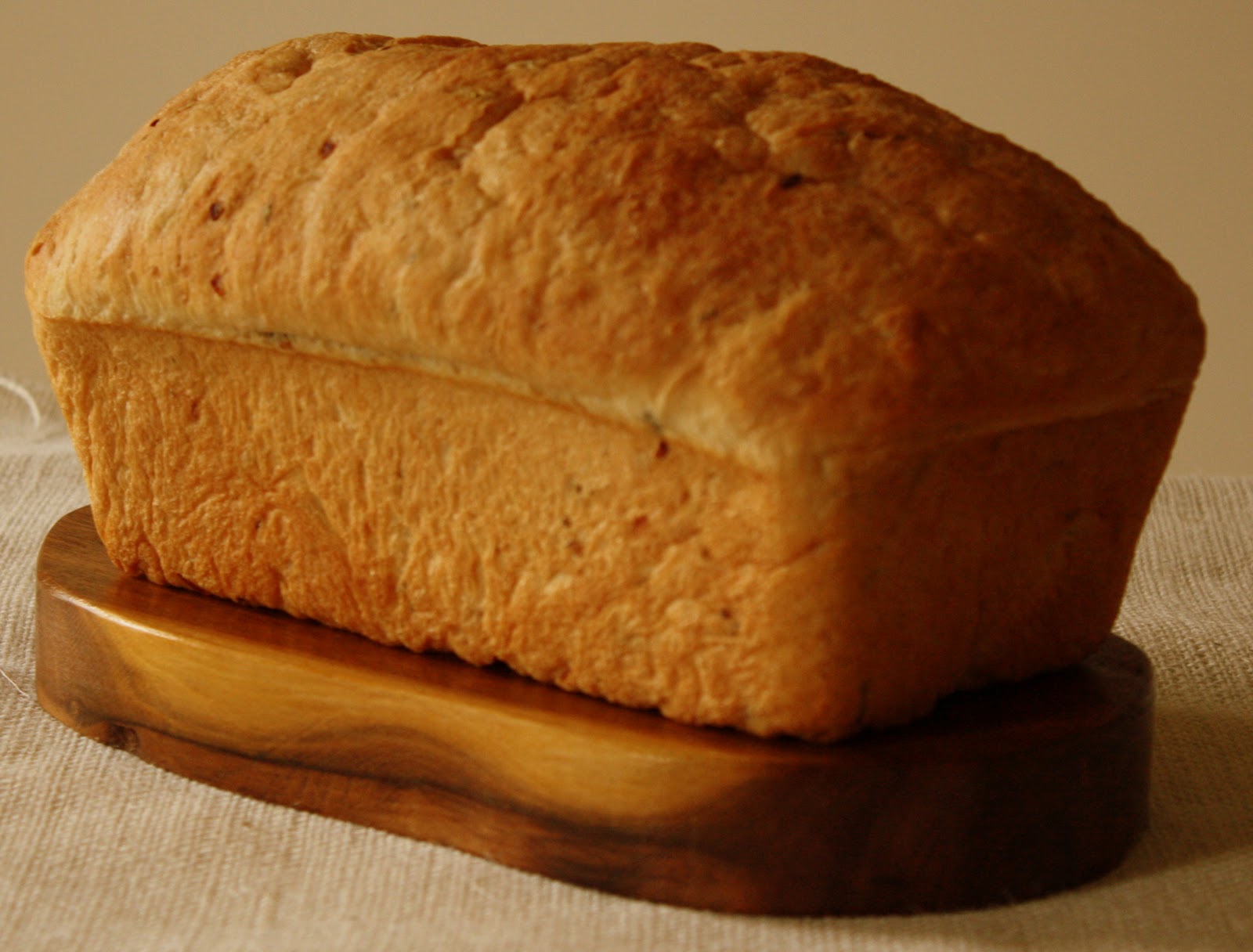 Versatile Vegetarian Kitchen: Iyengar Bakery Khara Bread / Spicy Onion ...