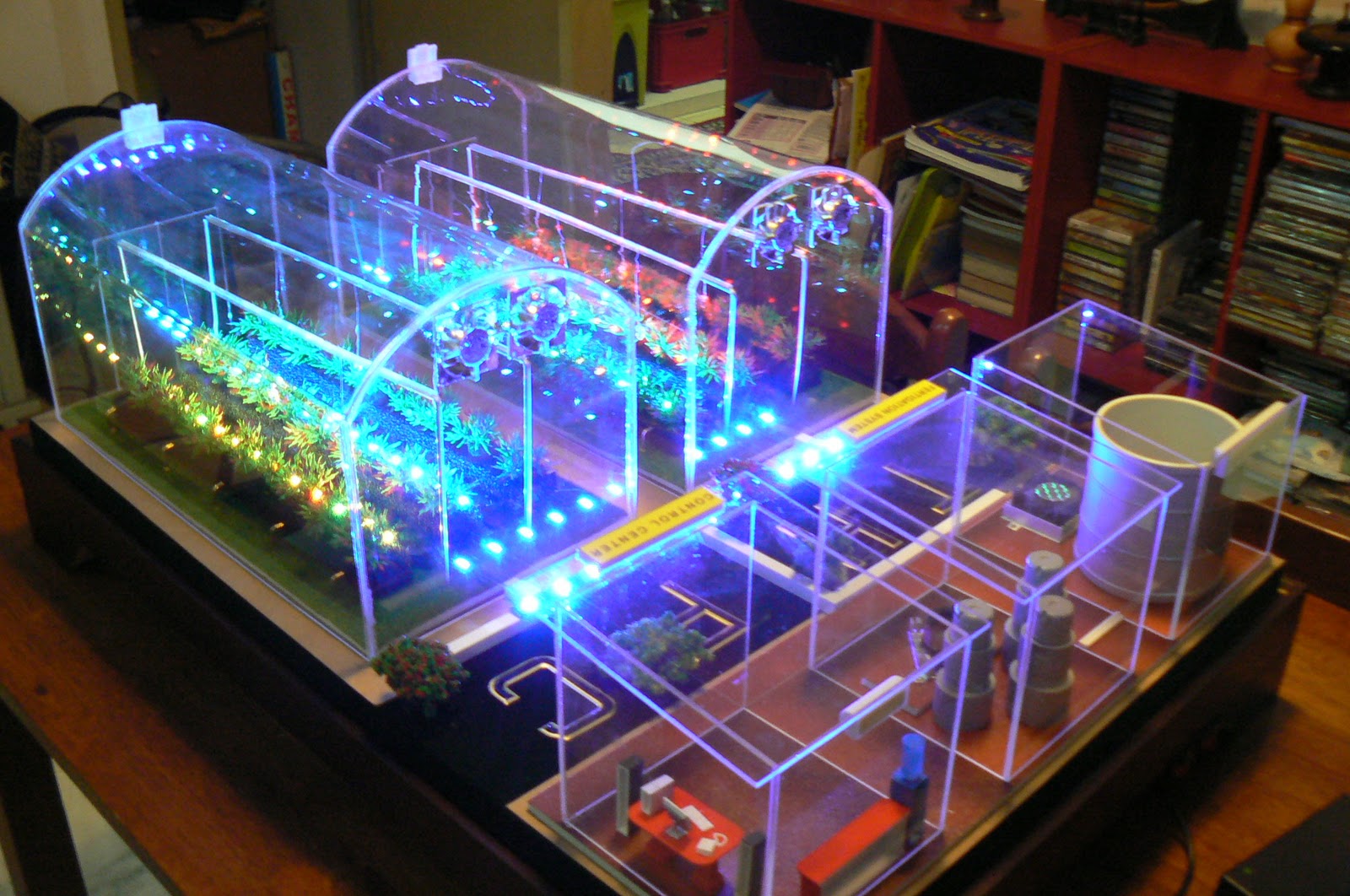 miniature corner: Green House Project