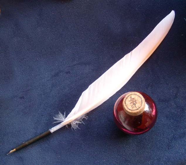 Tristam Tienda Medieval: Pluma y Tintero