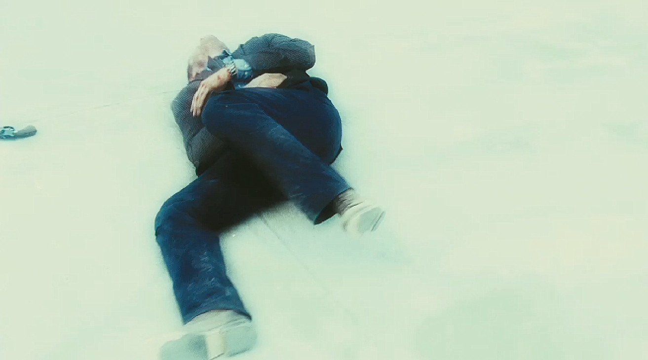 WEIRDLAND: Official poster of "Source Code", "Love and other drugs" in ...