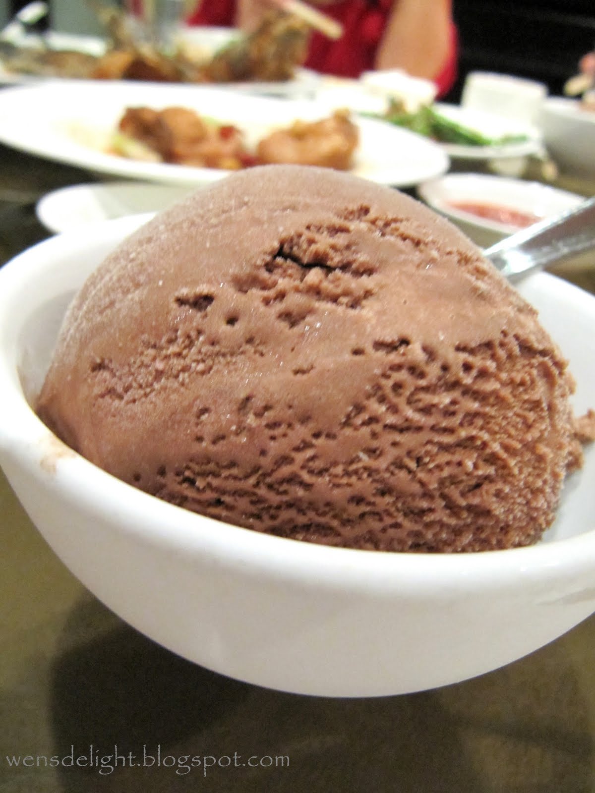 Wen's Delight: The Paramount Restaurant