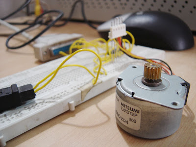 Ashish's Programming Journal: Computer Controlled Stepper Motor