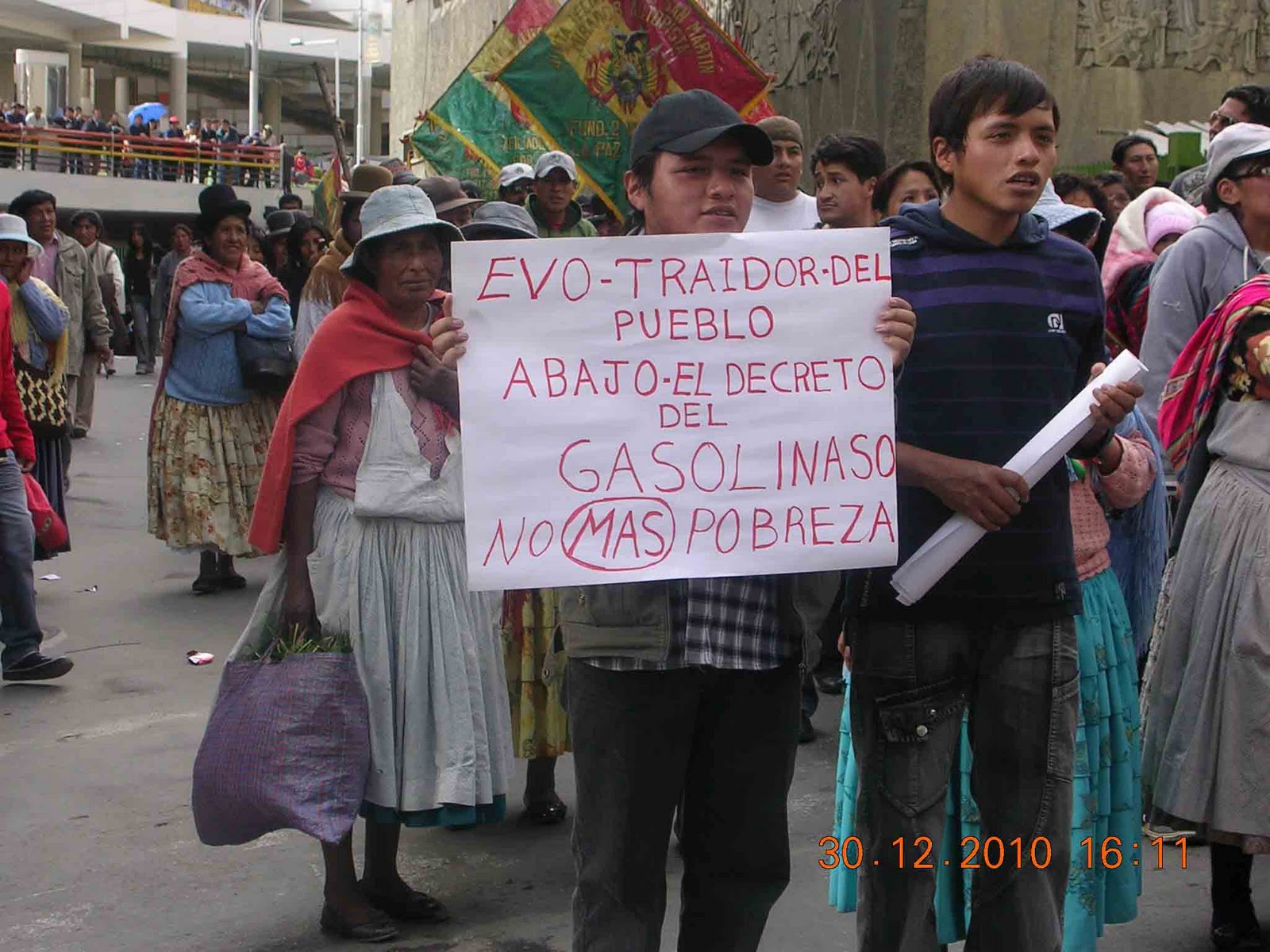 Realidad social boliviana: Lucha contra el gasolinazo, el pueblo pide ...