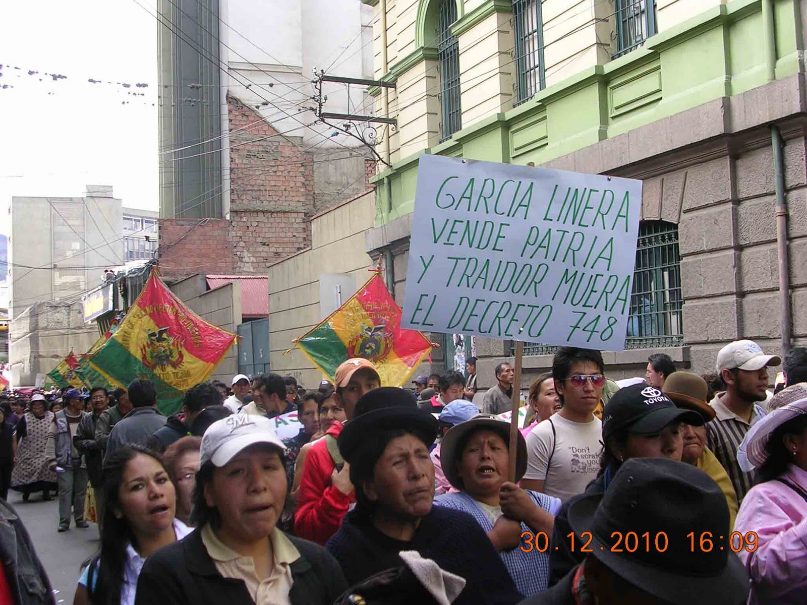 Realidad social boliviana: Lucha contra el gasolinazo, el pueblo pide ...